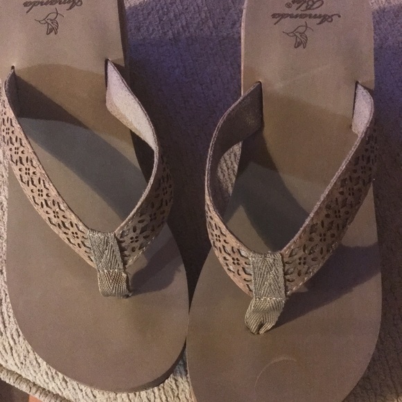 Shoes | Amanda Blu Sandal | Poshmark